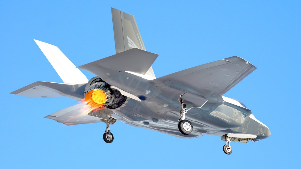 $130 Million US Transformer Plane Performs Vertical Landing