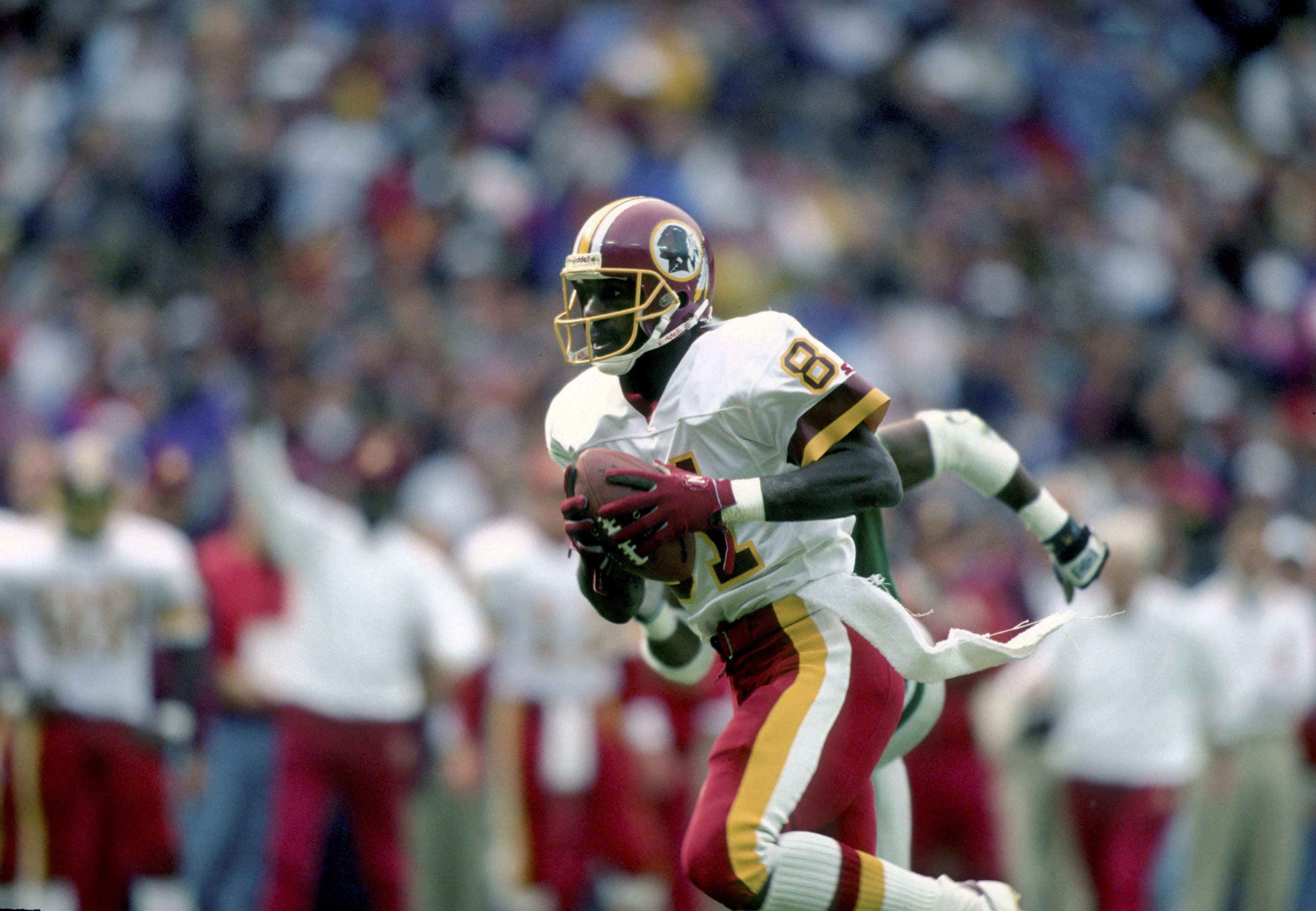 LOOK: Commanders debut alternate uniforms with a nod to the past