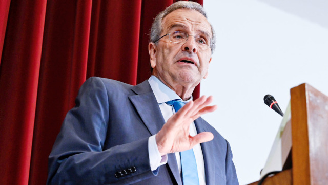 Νέα επίθεση Σαμαρά στην κυβέρνηση: "Υπάρχει πολιτικό κενό στη χώρα ...