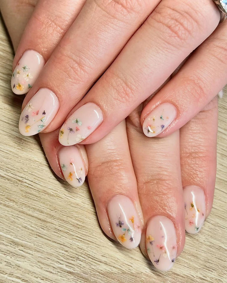 5 fresh takes on flower nails to inspire your summer manicure