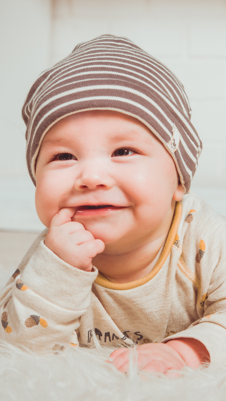10 baby boy names that mean "joy"