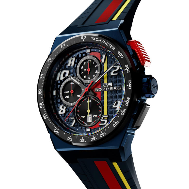 新錶2025／彎頂之前的精準時刻！BOMBERG APEX掀起賽道共鳴