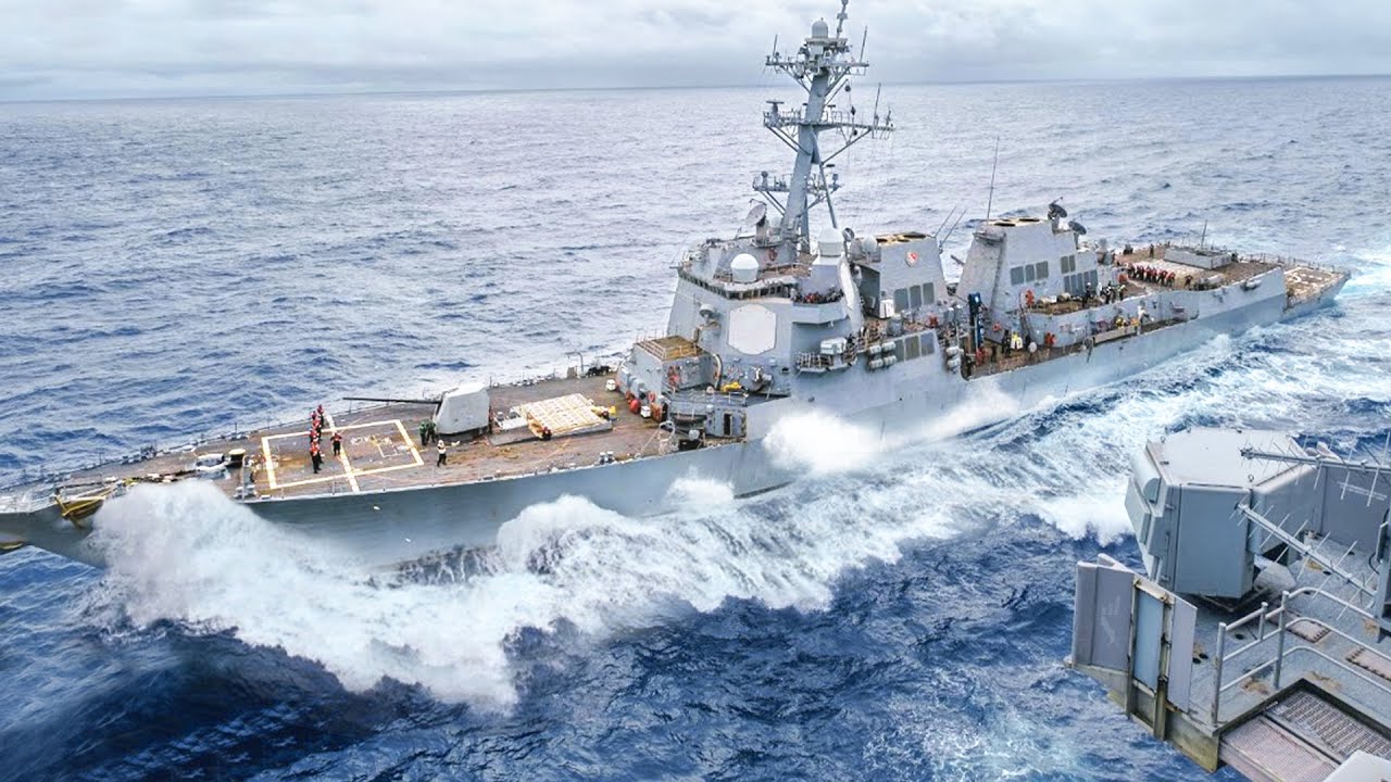 US Navy destroyer weighing 8,000 tons faces challenging sea conditions