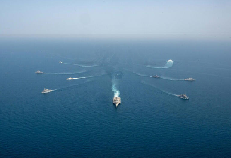 Royal Navy joins US in show of force at sea