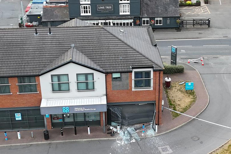 ATM stolen in Leicestershire supermarket 'ram-raid'