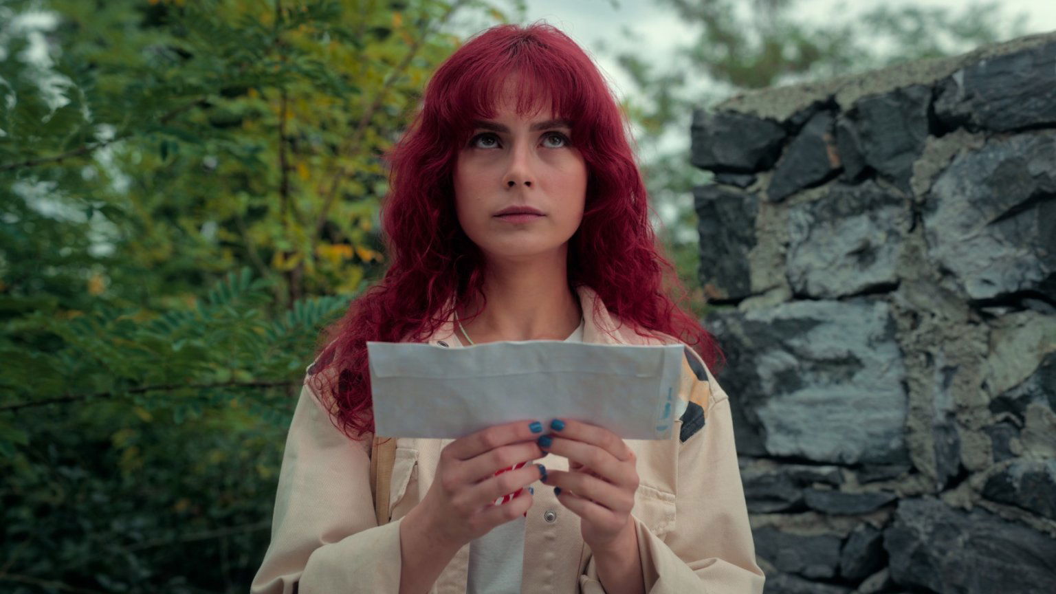 Netflix deelt de trailer van nieuwe Turkse dramaserie 'Gelecege Mektuplar'