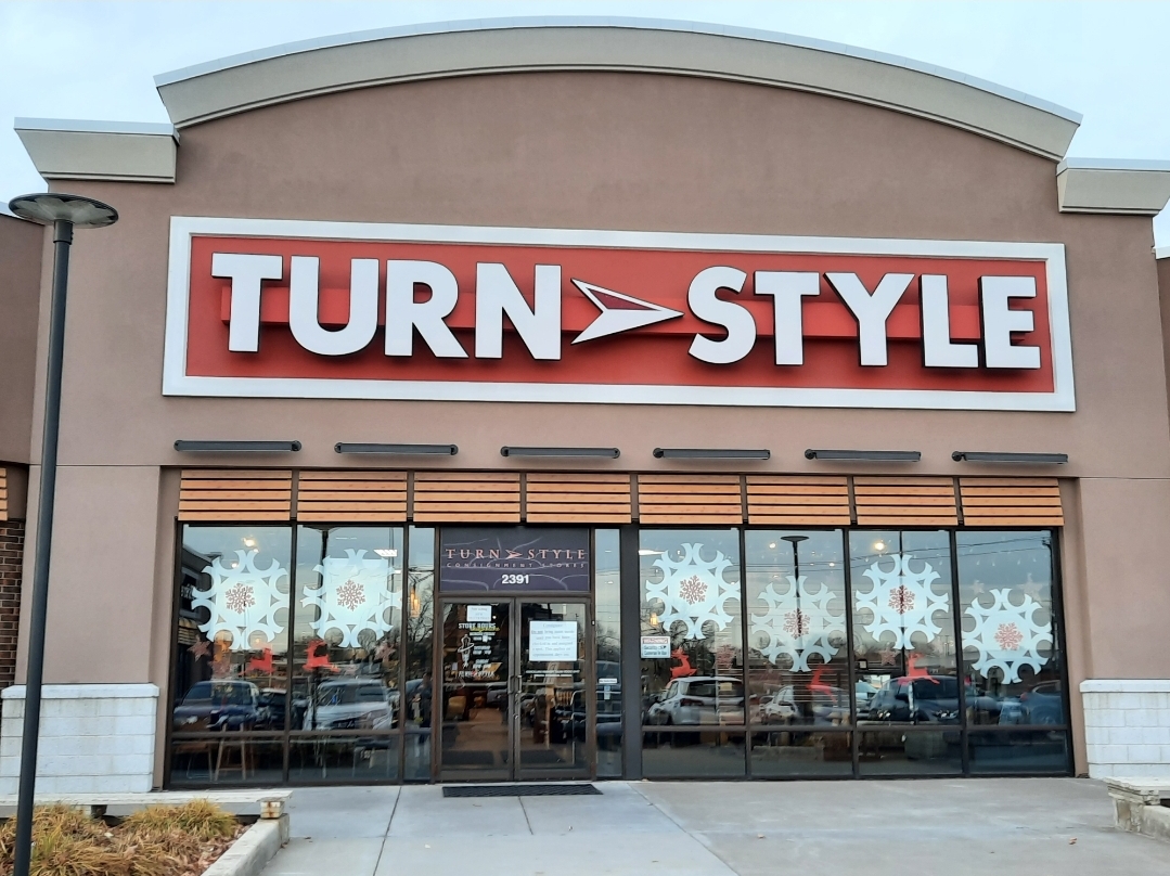 Turn Style Consigment (Roseville) Green Tag Clearance Event