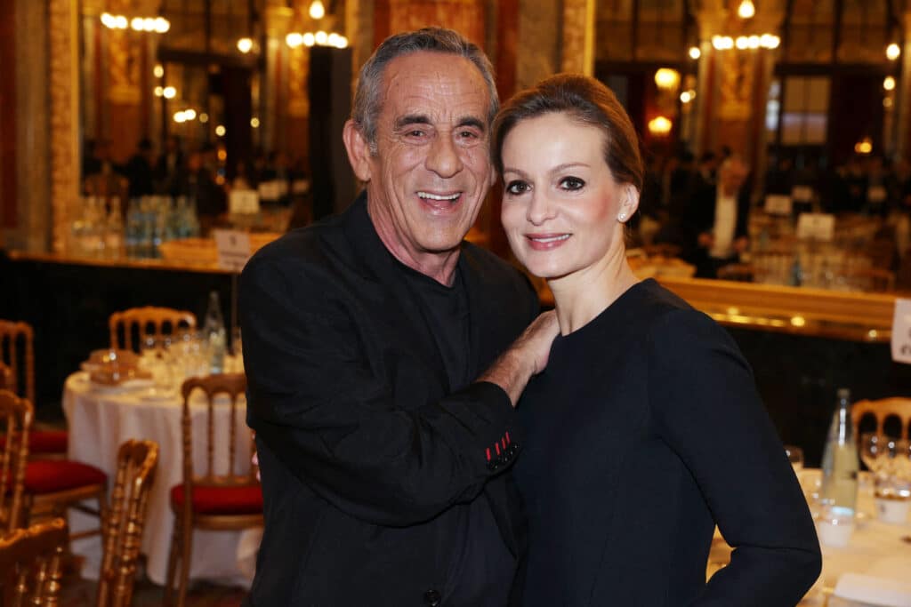 "La mort en face, tu regarderas", Thierry Ardisson et Audrey Crespo ...
