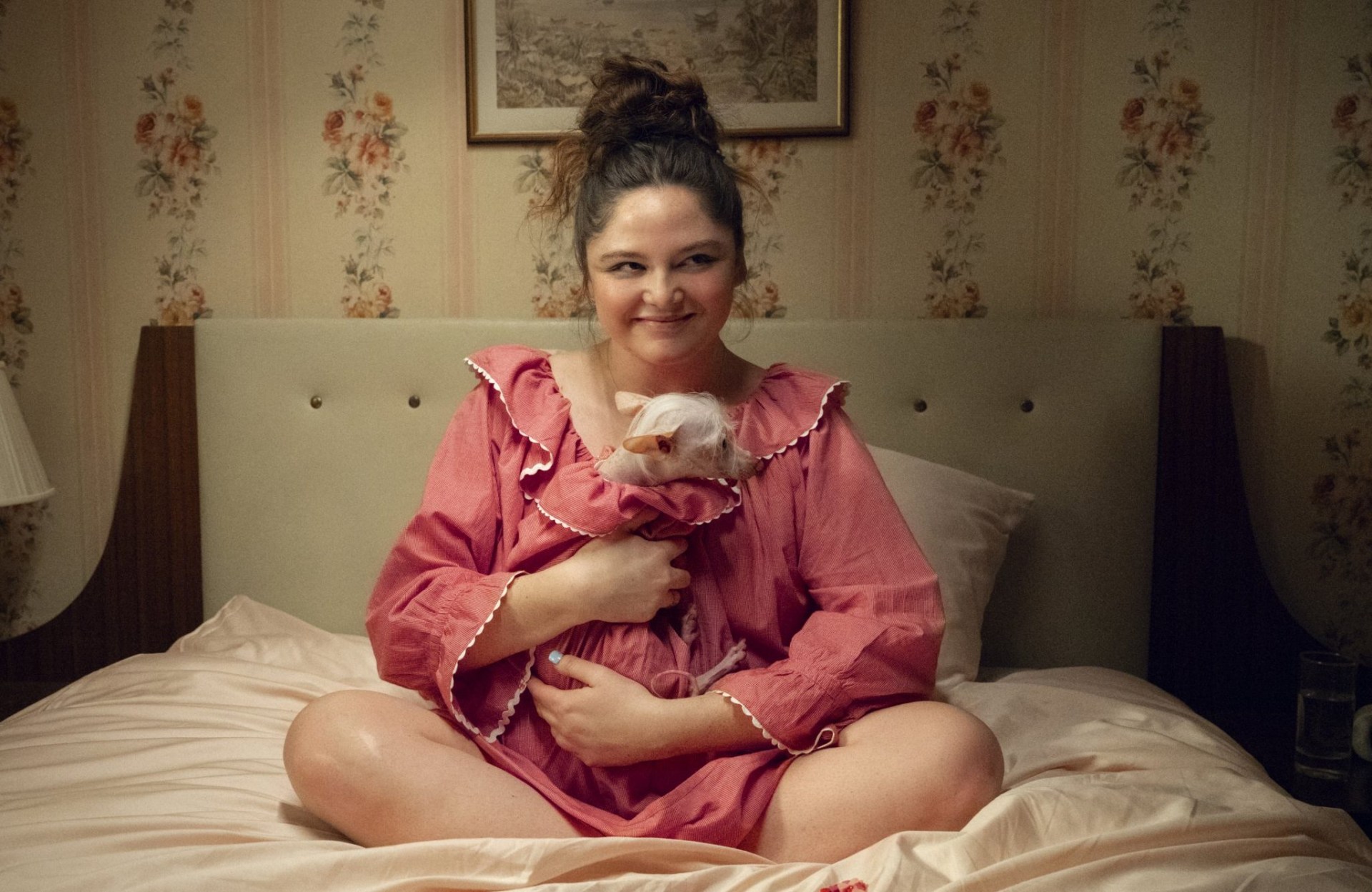 Meet Netflix's new star Megan Stalter in Too Much