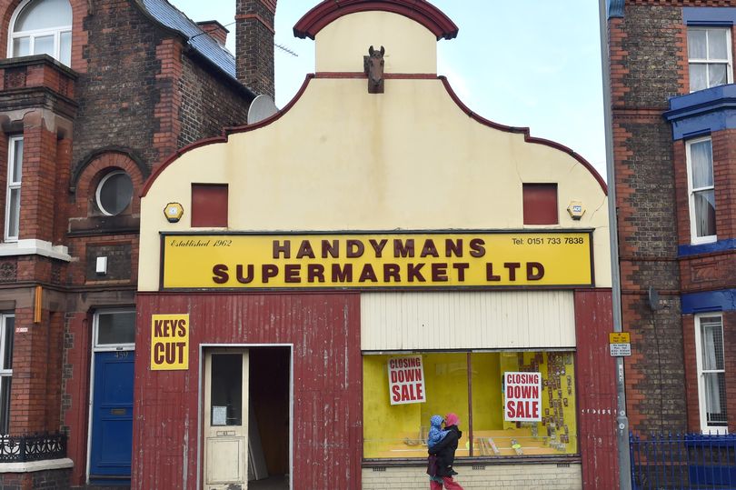 Transformation of old Liverpool hardware shop into popular pub