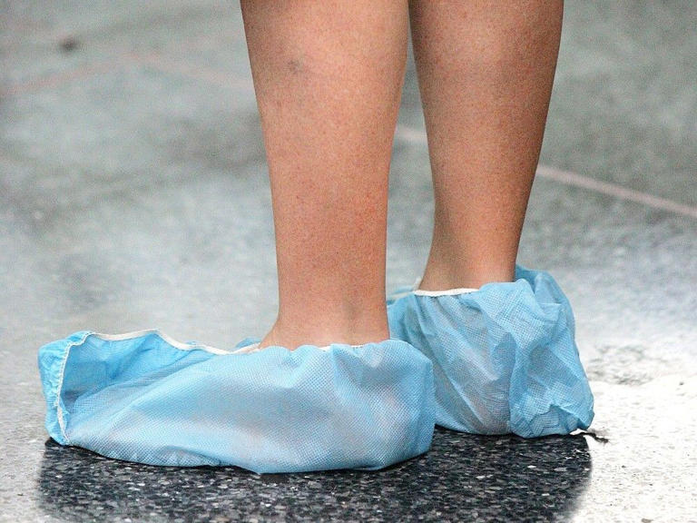 'Keep your shoes on': Canada says it will align with U.S. on ending ...