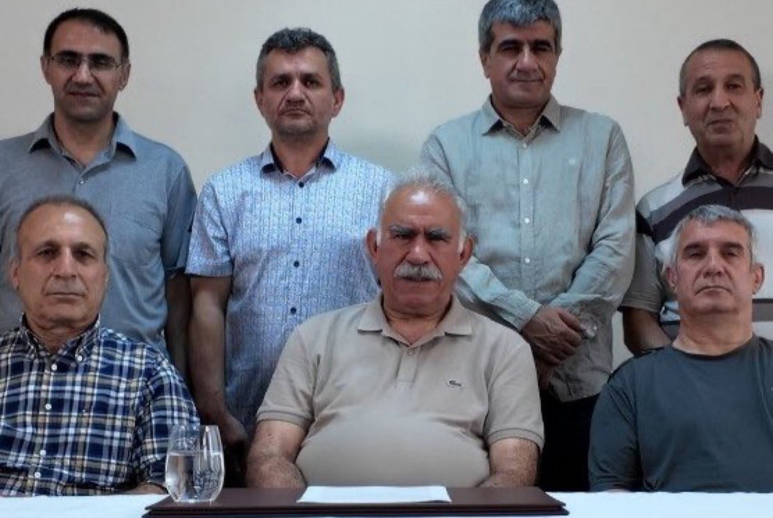 Οτσαλάν: Αντιδράσεις για το Lacoste μπλουζάκι που φορούσε στο ...