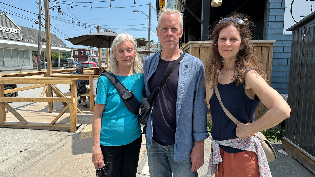 Mahone Bay examines sidewalk patio bylaw after 100-year-old woman falls ...