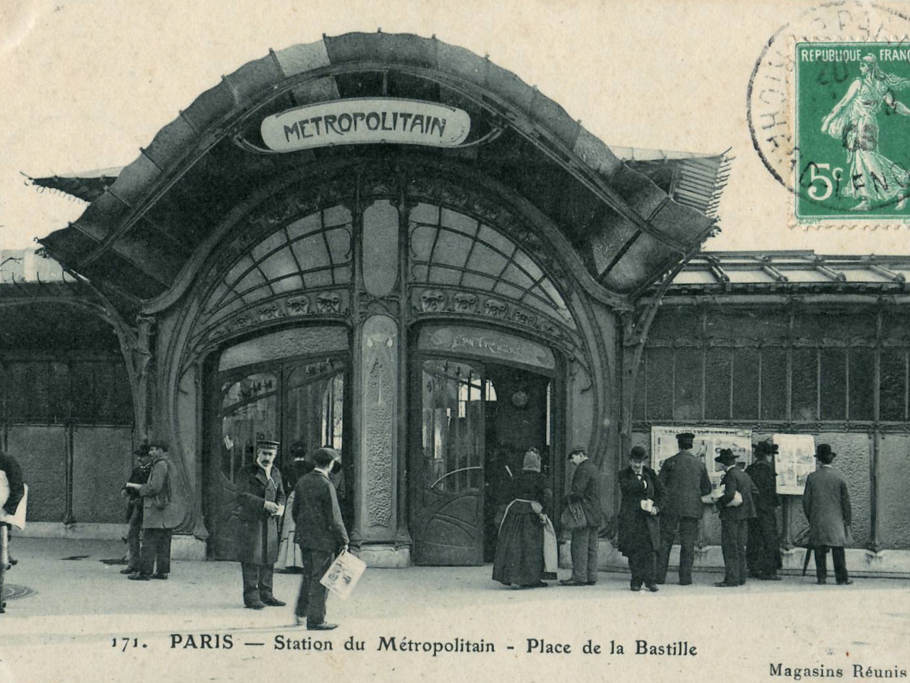 The Architect Who Designed the Iconic Entrances to the Paris Métro Is ...