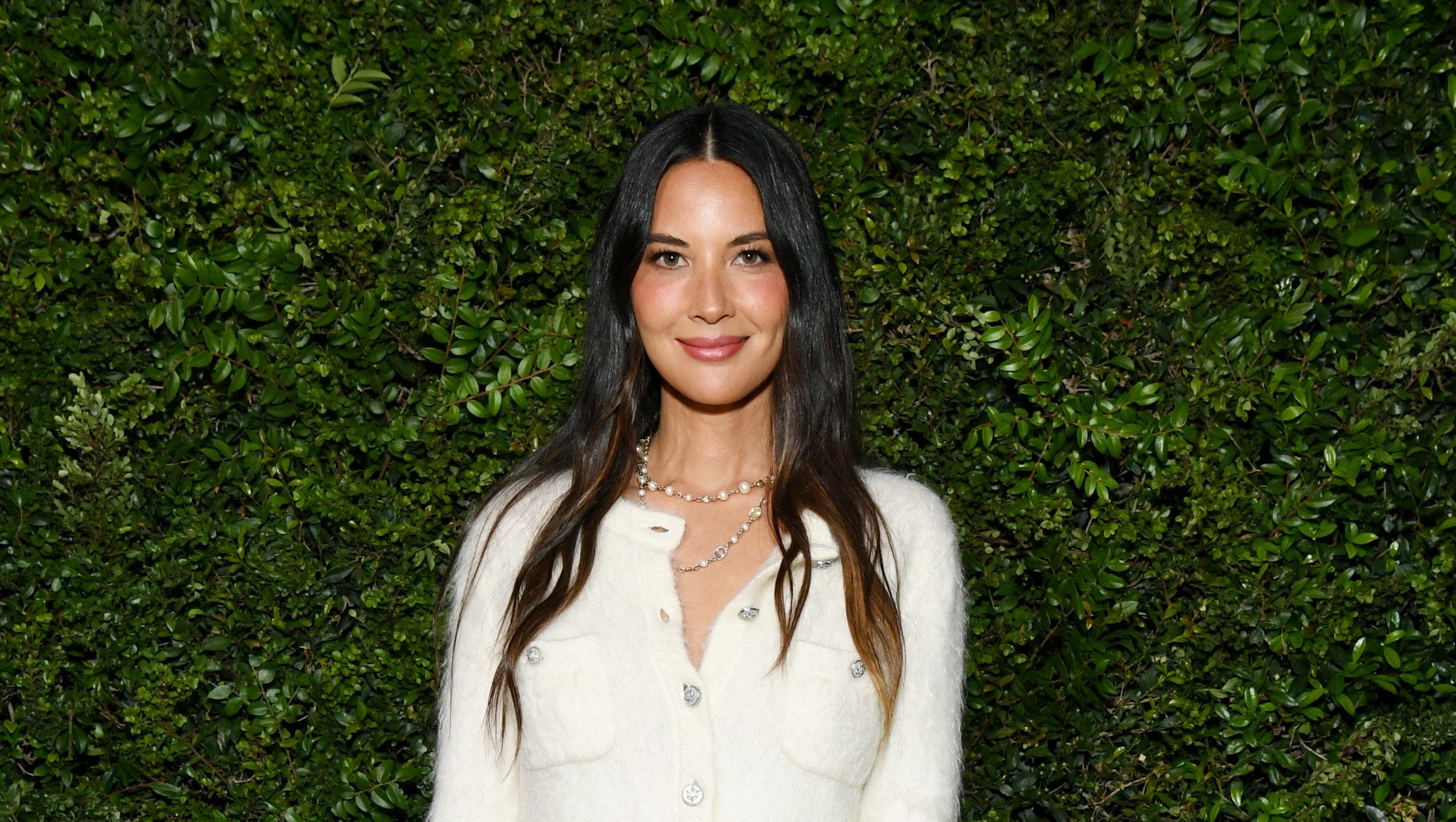 Olivia Munn’s Mom & Dad: Meet the Actress’ Parents
