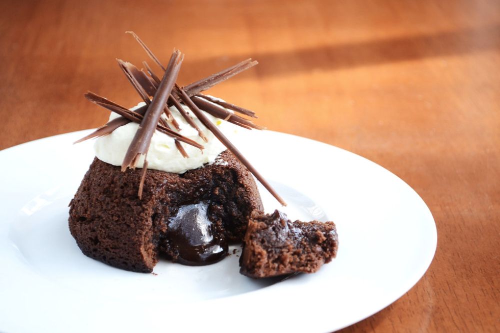 17 Crockpot Desserts That Cook Themselves