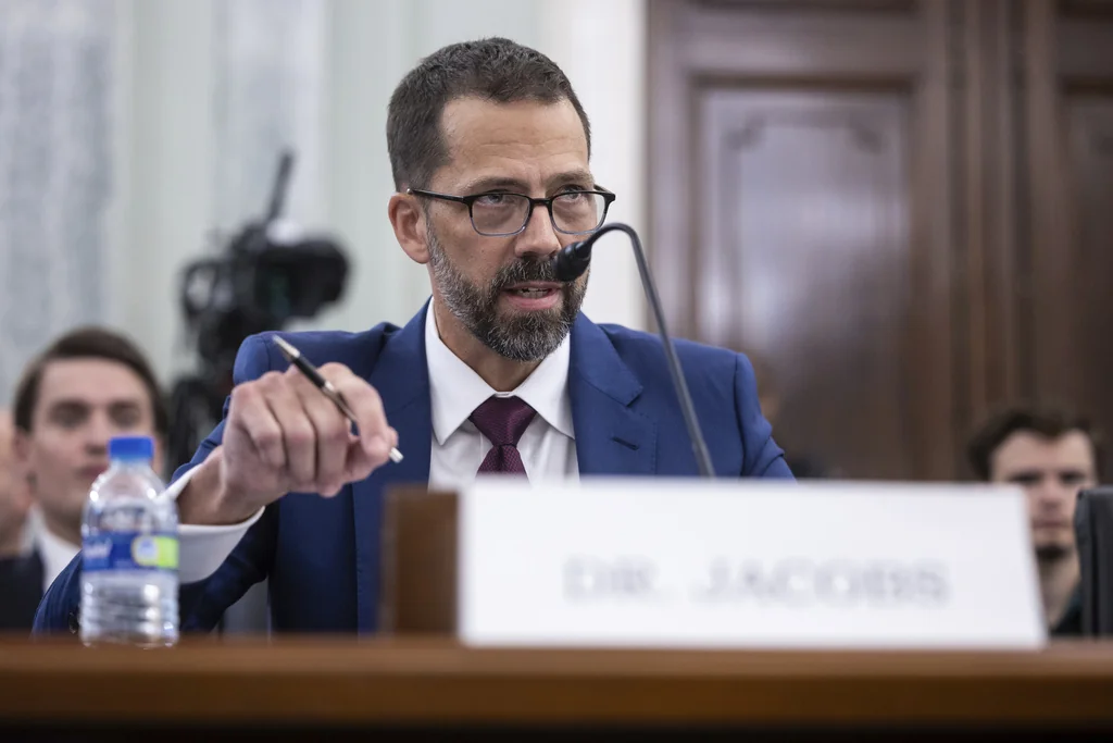 Trump’s NOAA pick Neil Jacobs says he wouldn’t repeat ‘Sharpiegate’ mistake