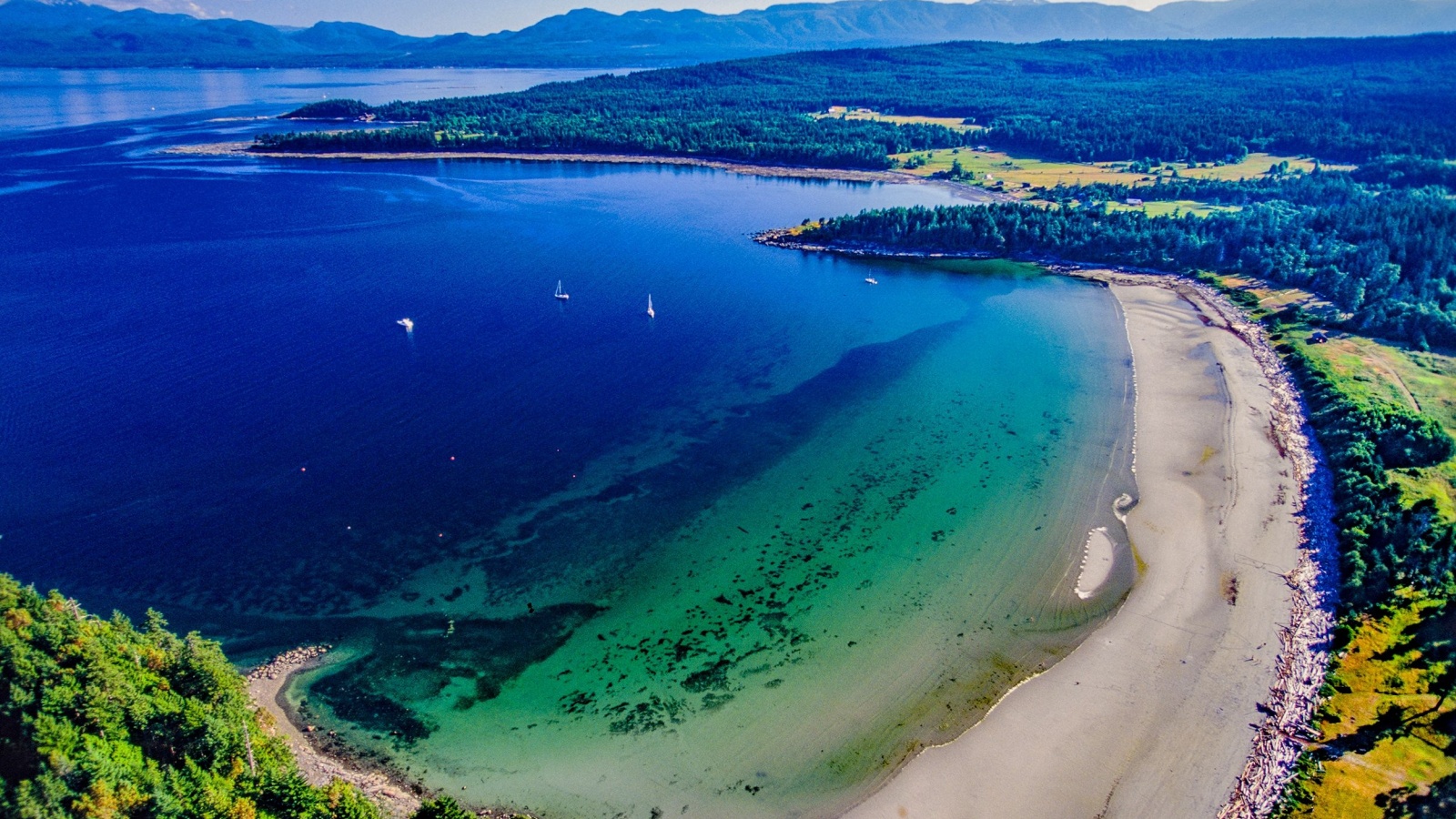 19 Canadian Beaches That Rival the Caribbean