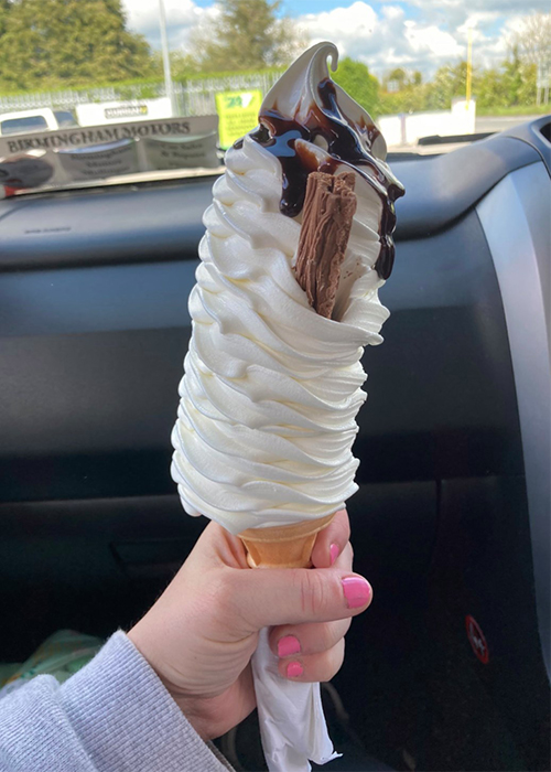 Giant 99 ice-cream cone makes Alan tongue-tied on Ireland AM