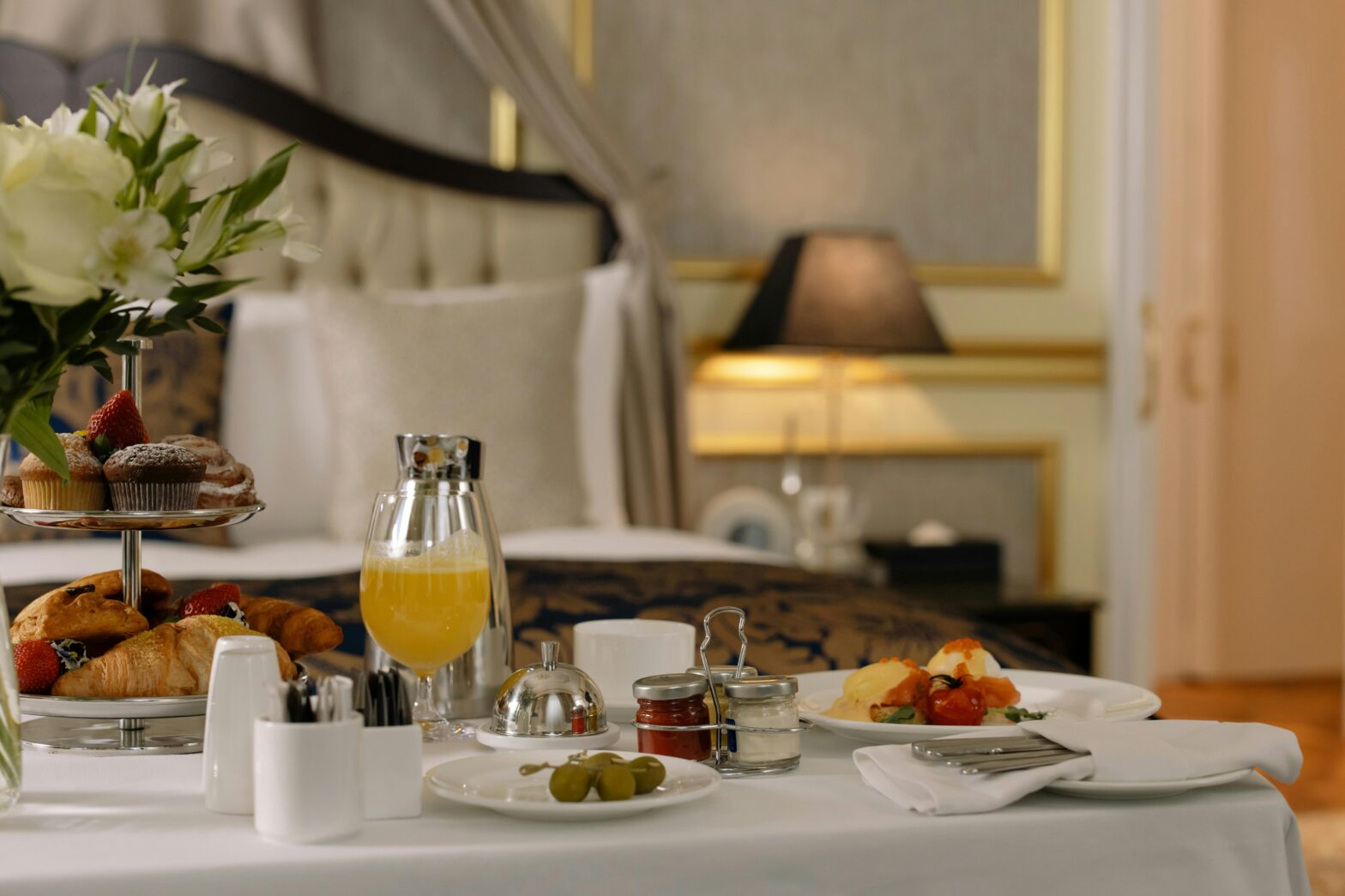 Hotels Are Pulling The Plug On Free Breakfast