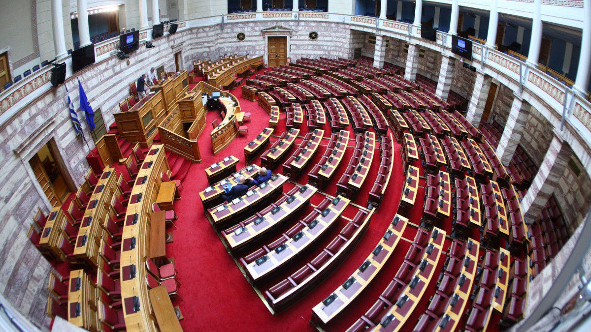Τροπολογία του ΠΑΣΟΚ στη Βουλή «για να μπει τέλος στο "πάρτι" των ...