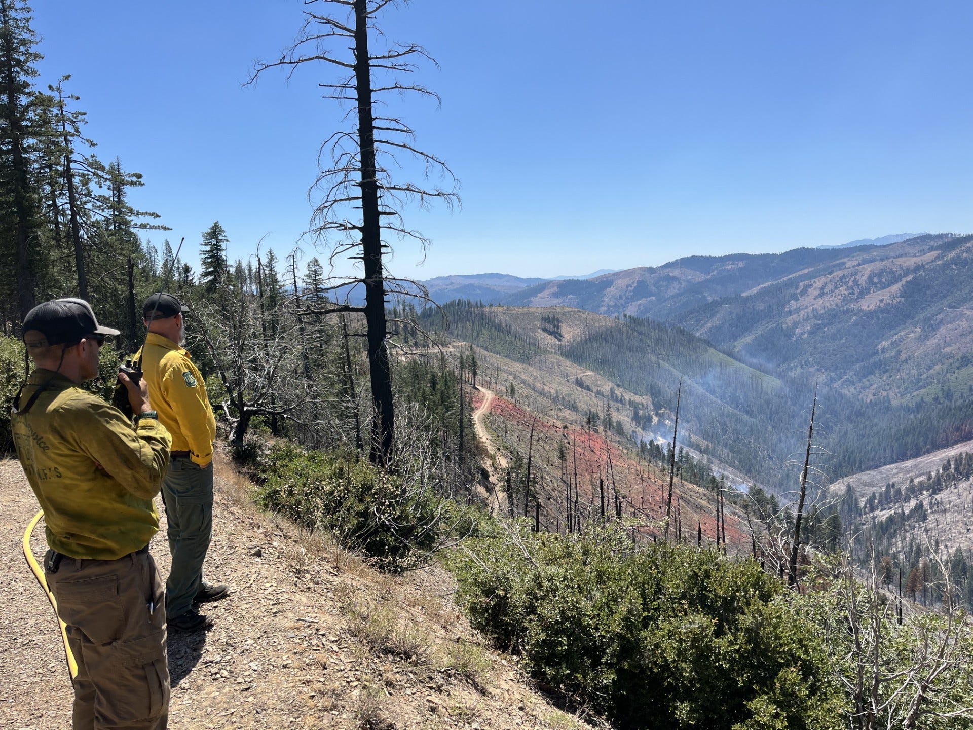 Green Fire burns 3,741 acres, prompts evacuation warning north of Lake ...