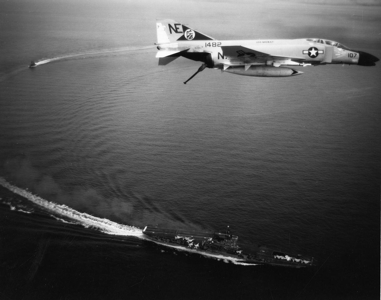 The USS Midway pilots who made history with America’s first MiG kills ...