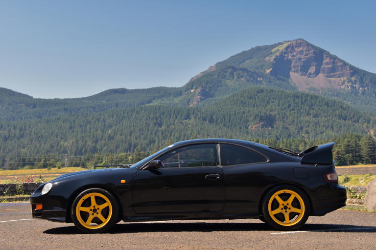 The ST205 Toyota Celica GT-Four Turned Failed Rally Dreams Into Road ...