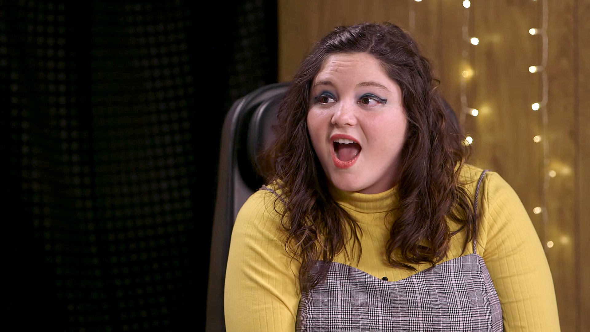 Meet Netflix's new star Megan Stalter in Too Much