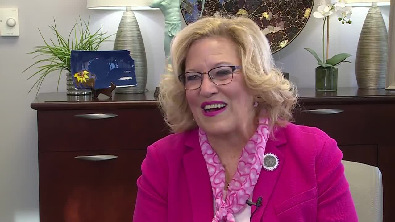 Insurance commissioner Vicki Schmidt announces candidacy for governor