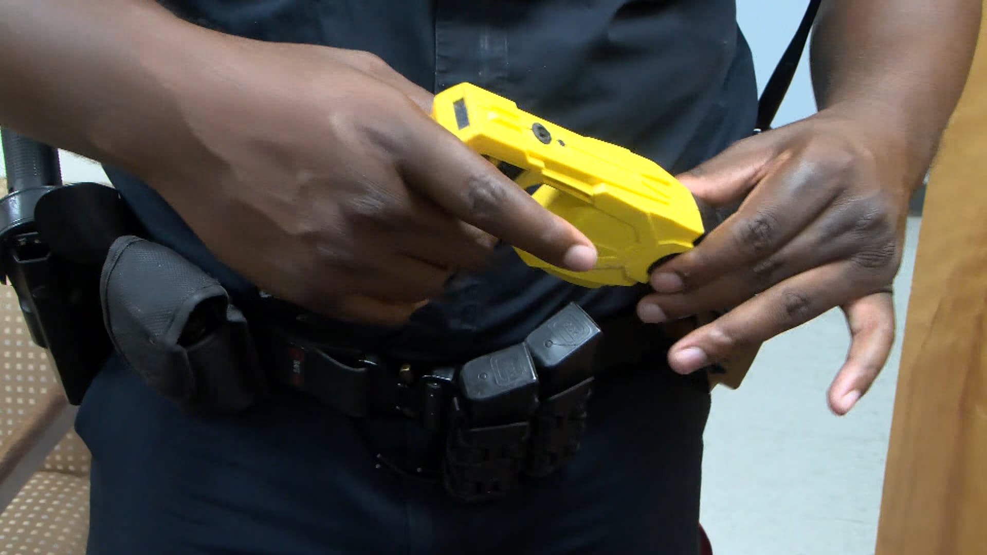 Laurel to donate taser cartridges to nearby departments