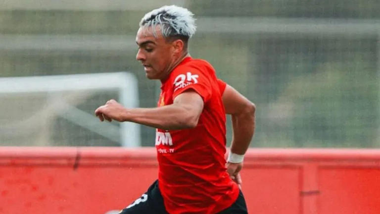 Quién es "el nuevo Garnacho": el refuerzo que cerró River y genera ilusión