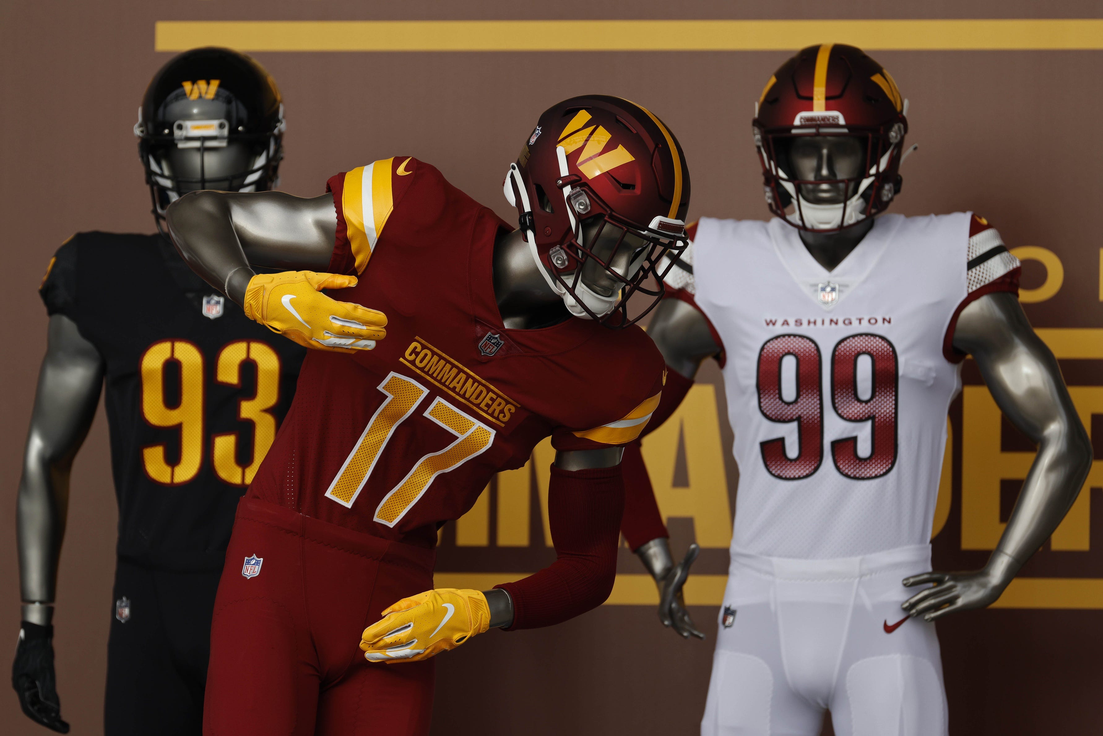 5 NFL teams that are most in need of new uniform designs