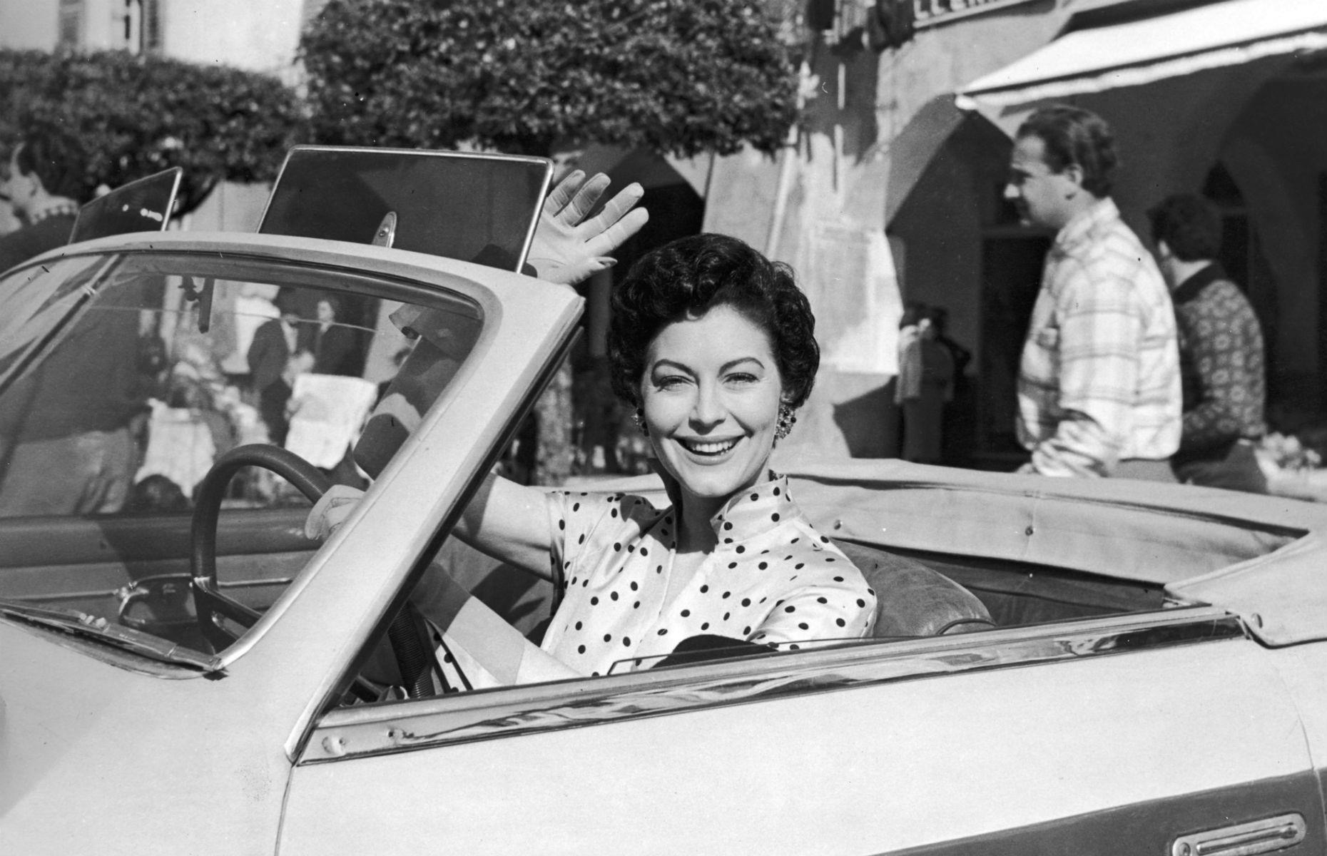 Vintage holiday snaps of Hollywood's most famous stars