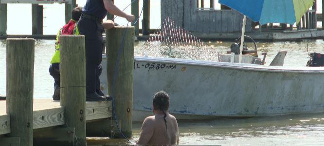 Man self towing his boat in Tensaw Delta alarms drivers but refuses ...