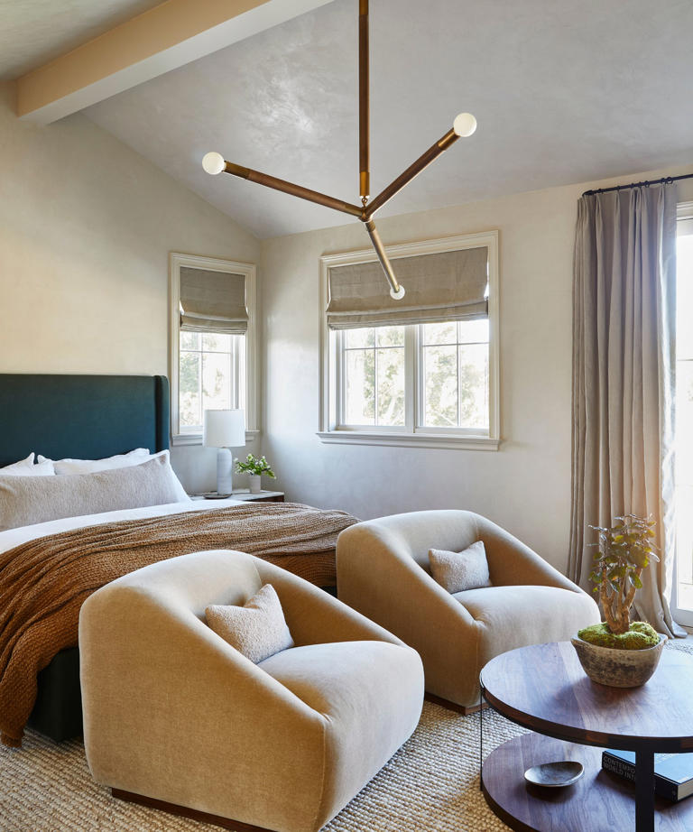 What colors go with light gray? Interior designers share 5 favorite ...