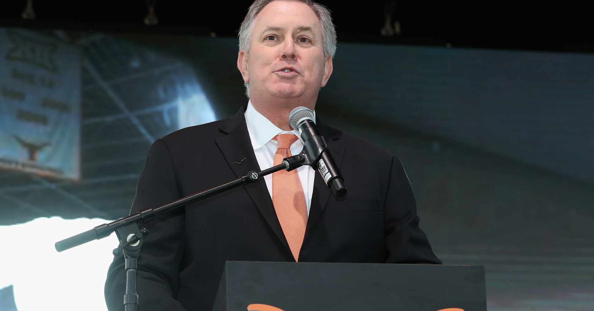Oak View Group CEO Leiweke leaves post after bid rigging charge on UT ...