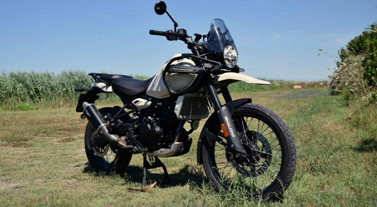 Royal Enfield Himalayan 2025, la "piccola" enduro stradale di qualità a ...