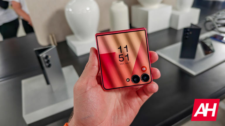 Galaxy Z Fold 7 & Flip 7 get January 2026 security patch with 55 fixes