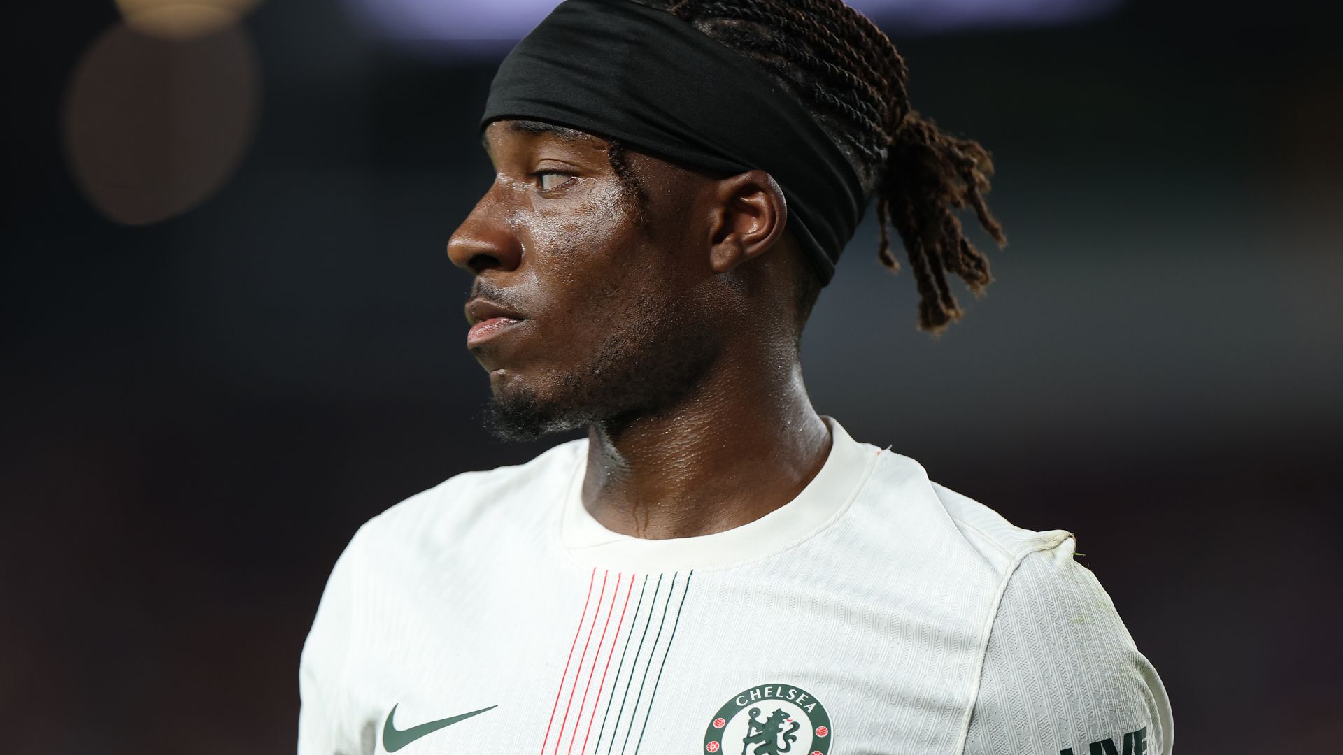 Transfer Rumor: Arsenal in talks with Chelsea over Noni Madueke