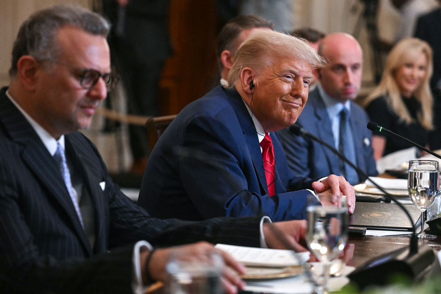 Trump praises Liberian president’s English, the official language of ...