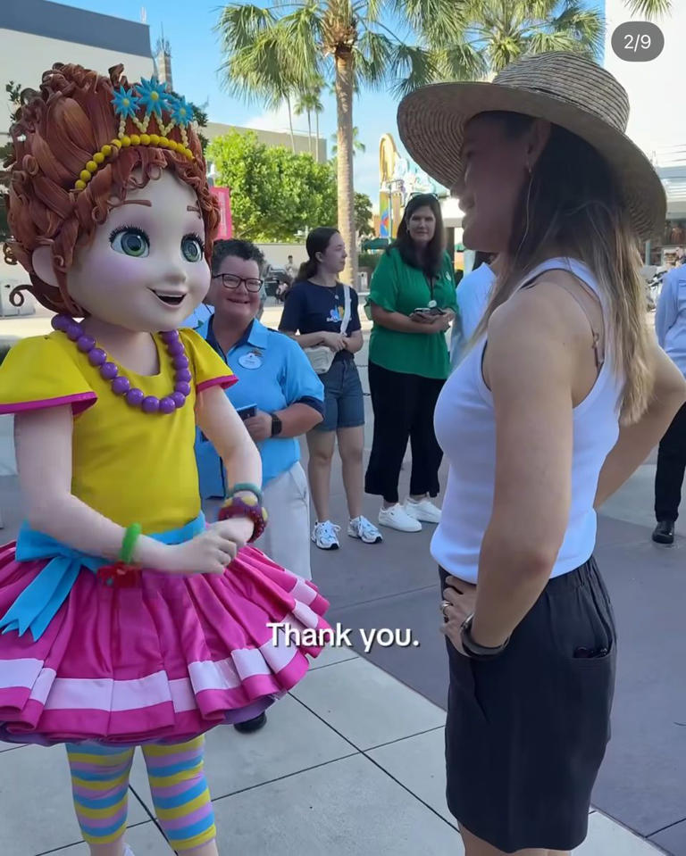 Jennifer Garner goes full Disney adult and fan girls over someone special