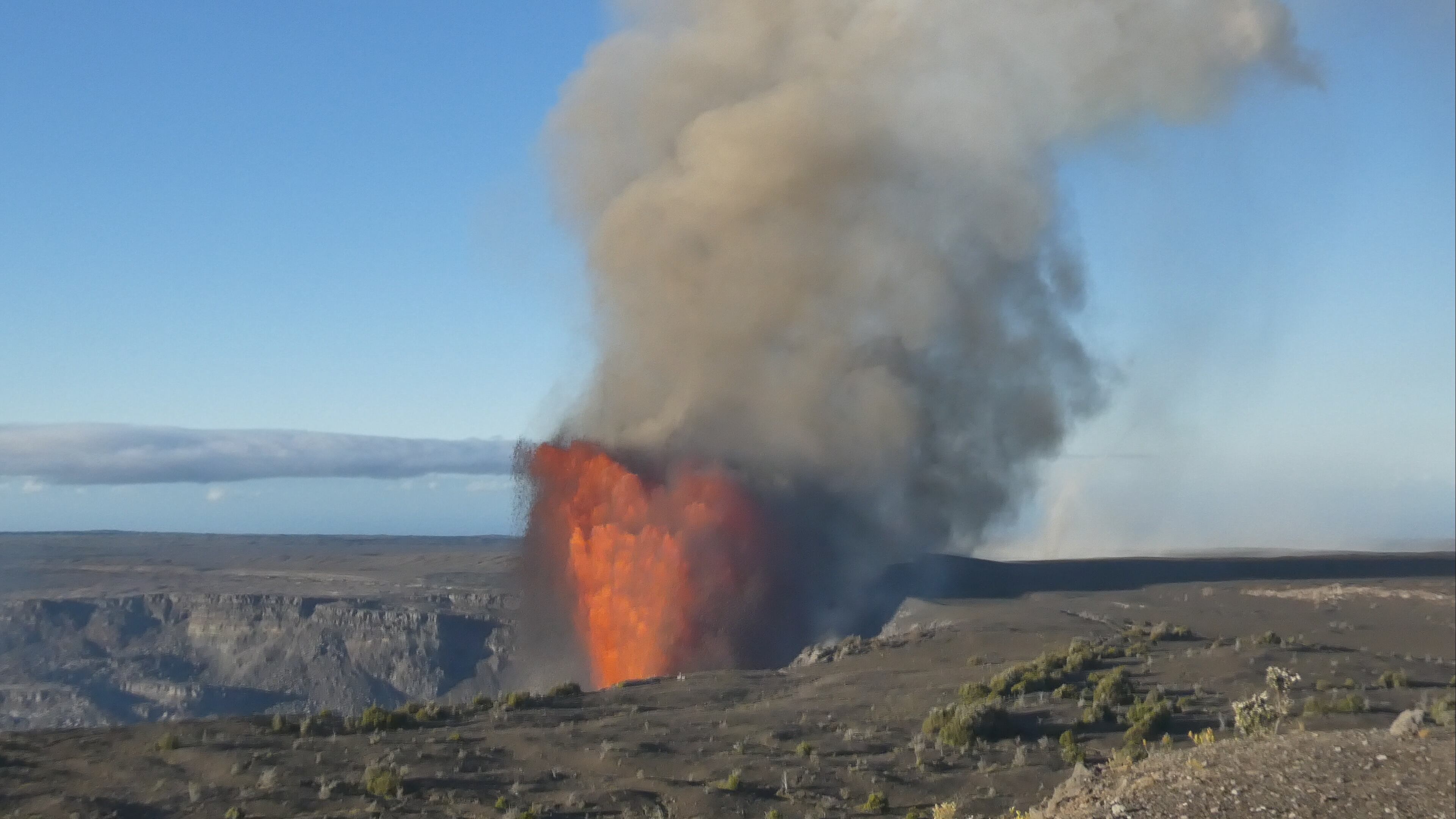 Spotted: Large dust devil forms around lava eruption at Kilauea