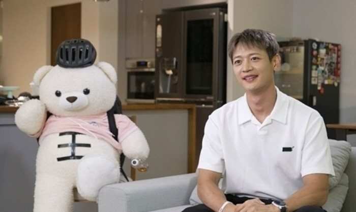 SHINee Minho chooses his house as soon as it is unveiled, which he ...
