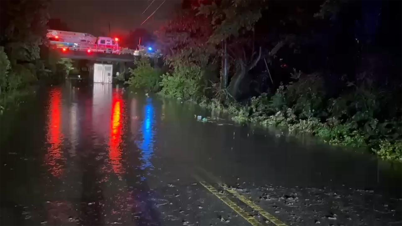 Latest: Five people rescued from boat on Apex lake as flooding, storms ...