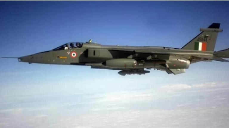 IAF Jet Crash: 5 reasons India's ageing Jaguars refuse to retire — even ...