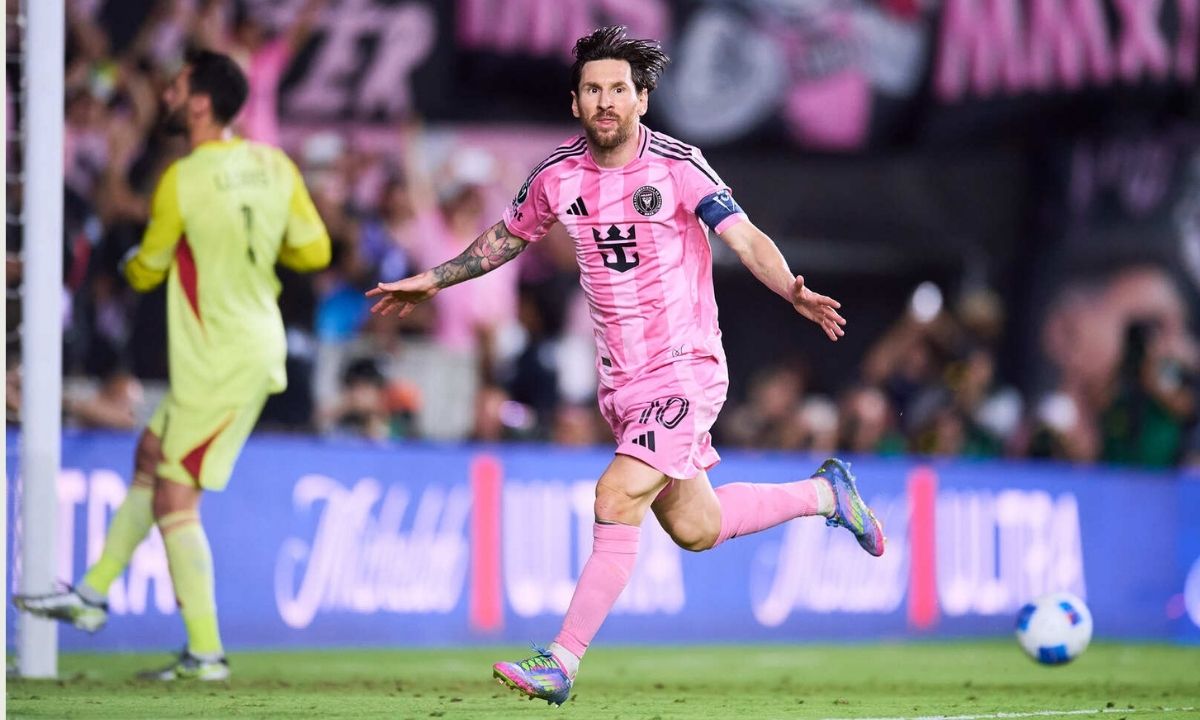 Messi anota doblete y le da otro triunfo a Inter Miami en la MLS