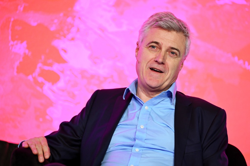 Advertising Giant WPP's Shares Plunge 18% As Economic Uncertainty, AI ...