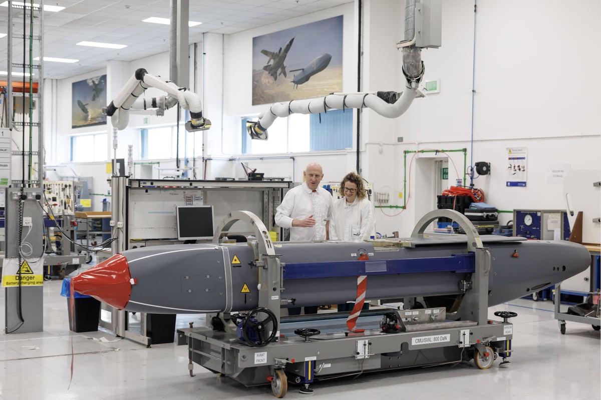 UK and France order more Storm Shadow missiles and step up military co ...