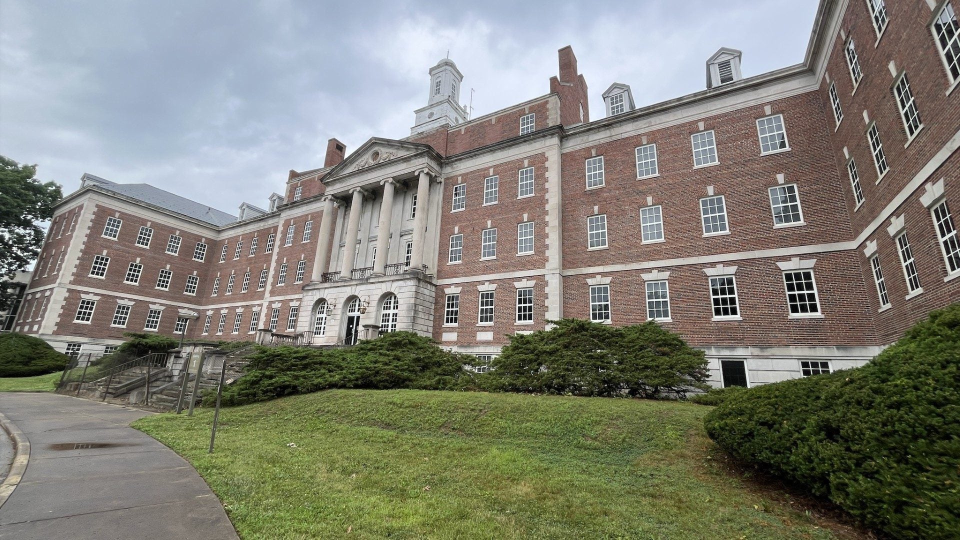 Martin University president Sean Huddleston to step down in November